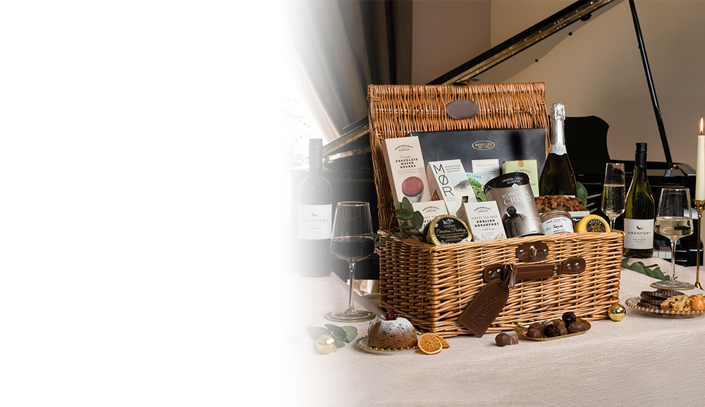 Luxury Christmas Hampers | Prestige Hampers | UK Delivery Luxury Christmas Hampers | Prestige Hampers | UK Delivery
